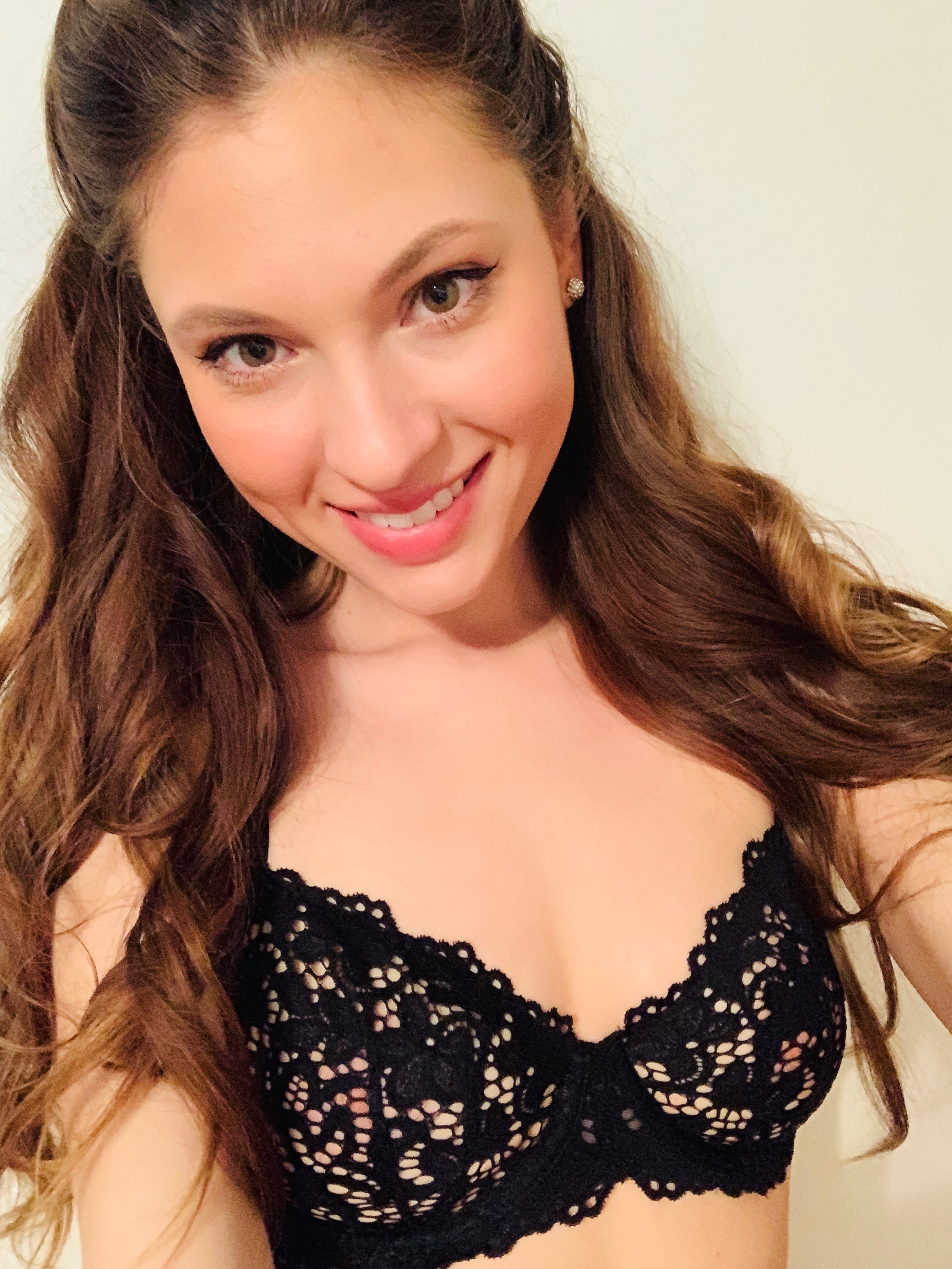 Good afternoon! Check out my Onlyfans💕 | Scrolller