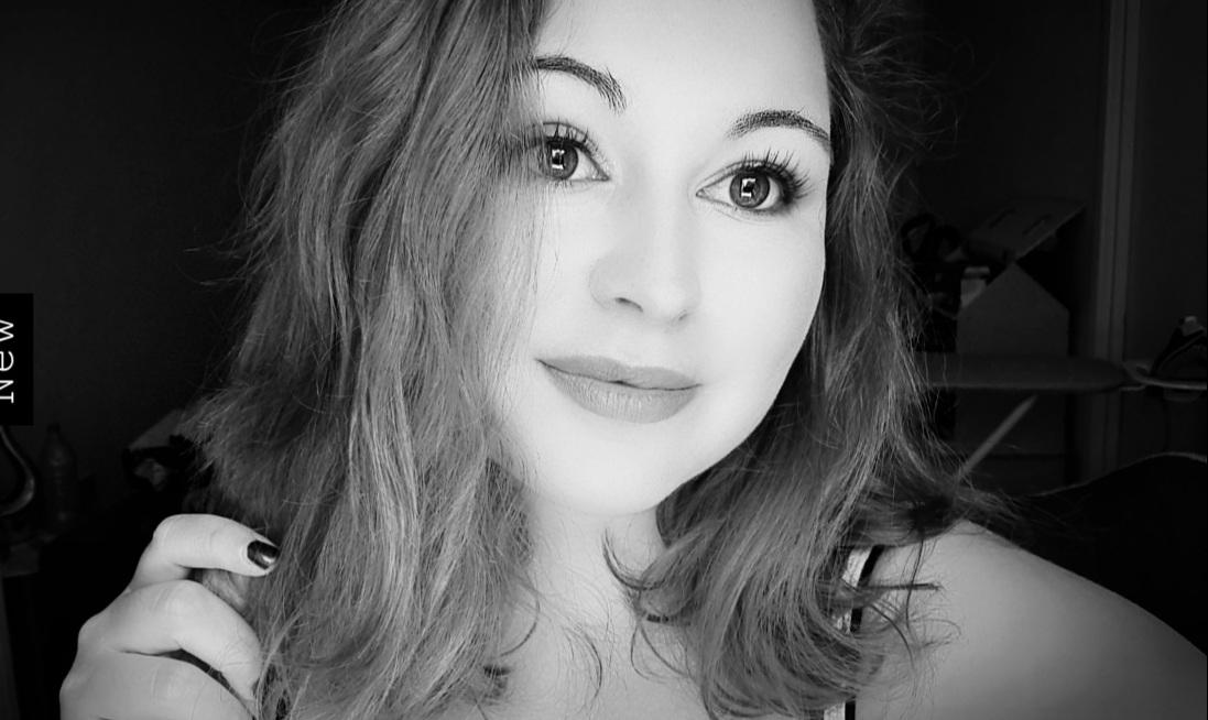 Good evening | Scrolller