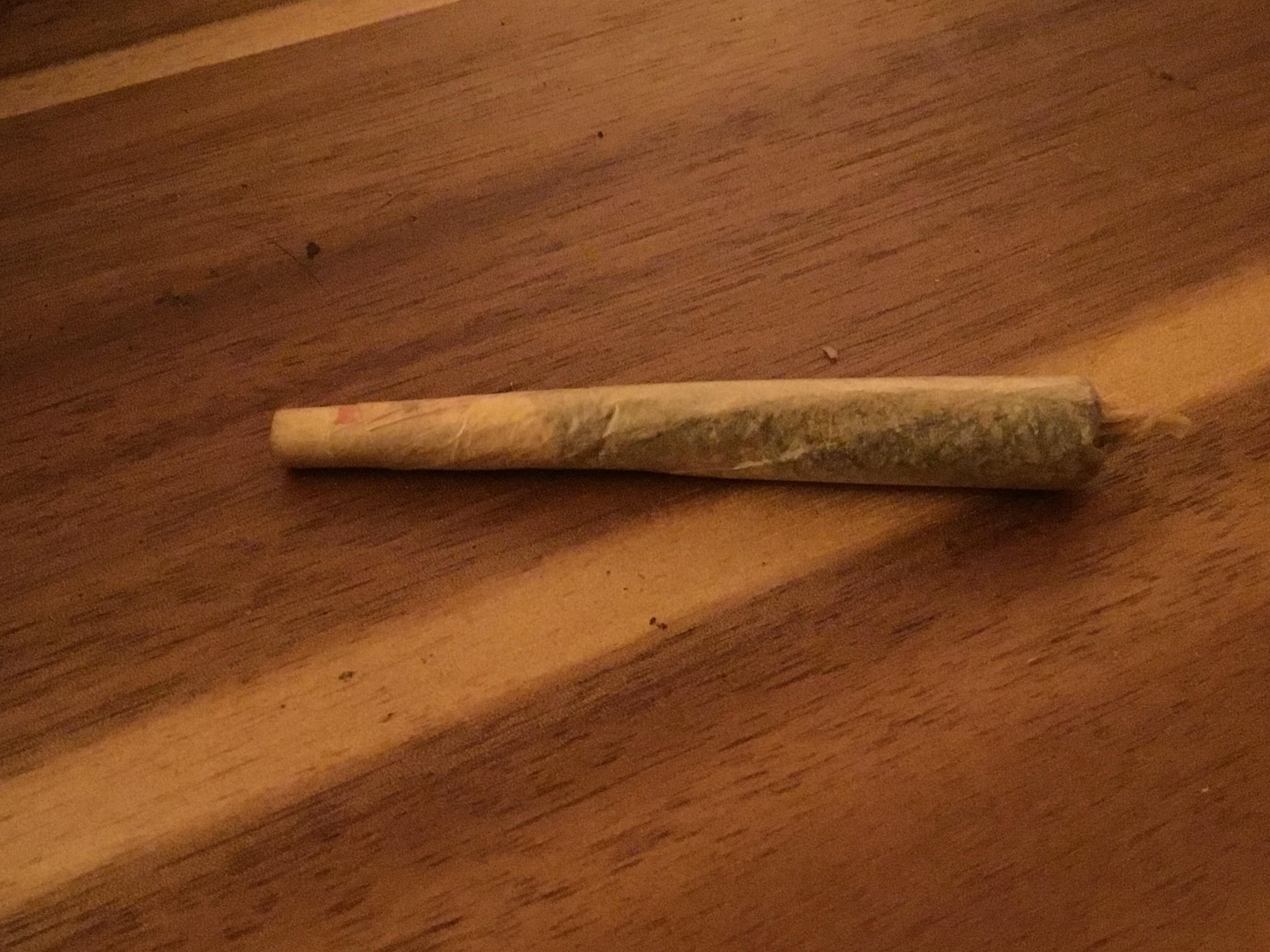 Good evening joint | Scrolller