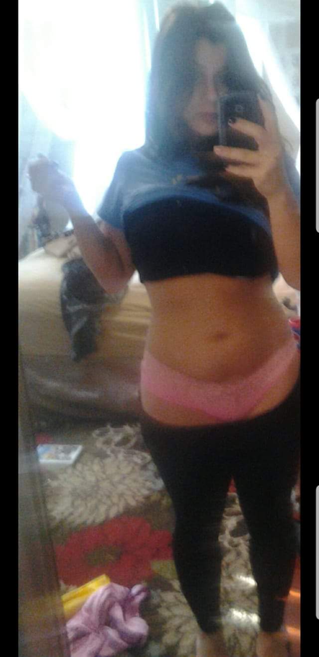 Gooning over her underwear right now they smell sooo good | Scrolller