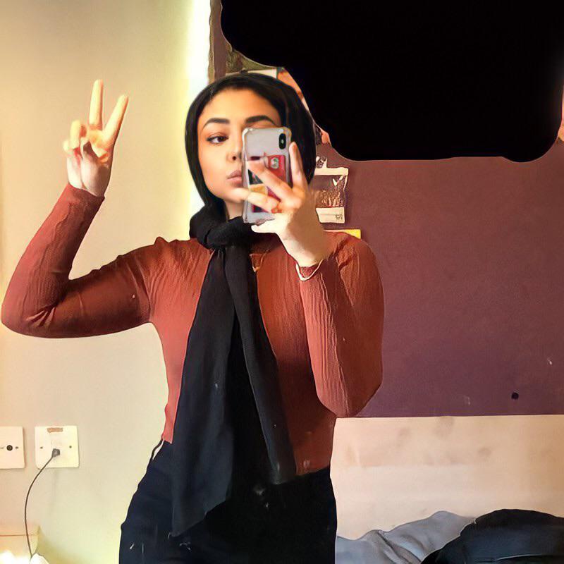 Gorgeous busty Muslim girl 🥵 | Scrolller