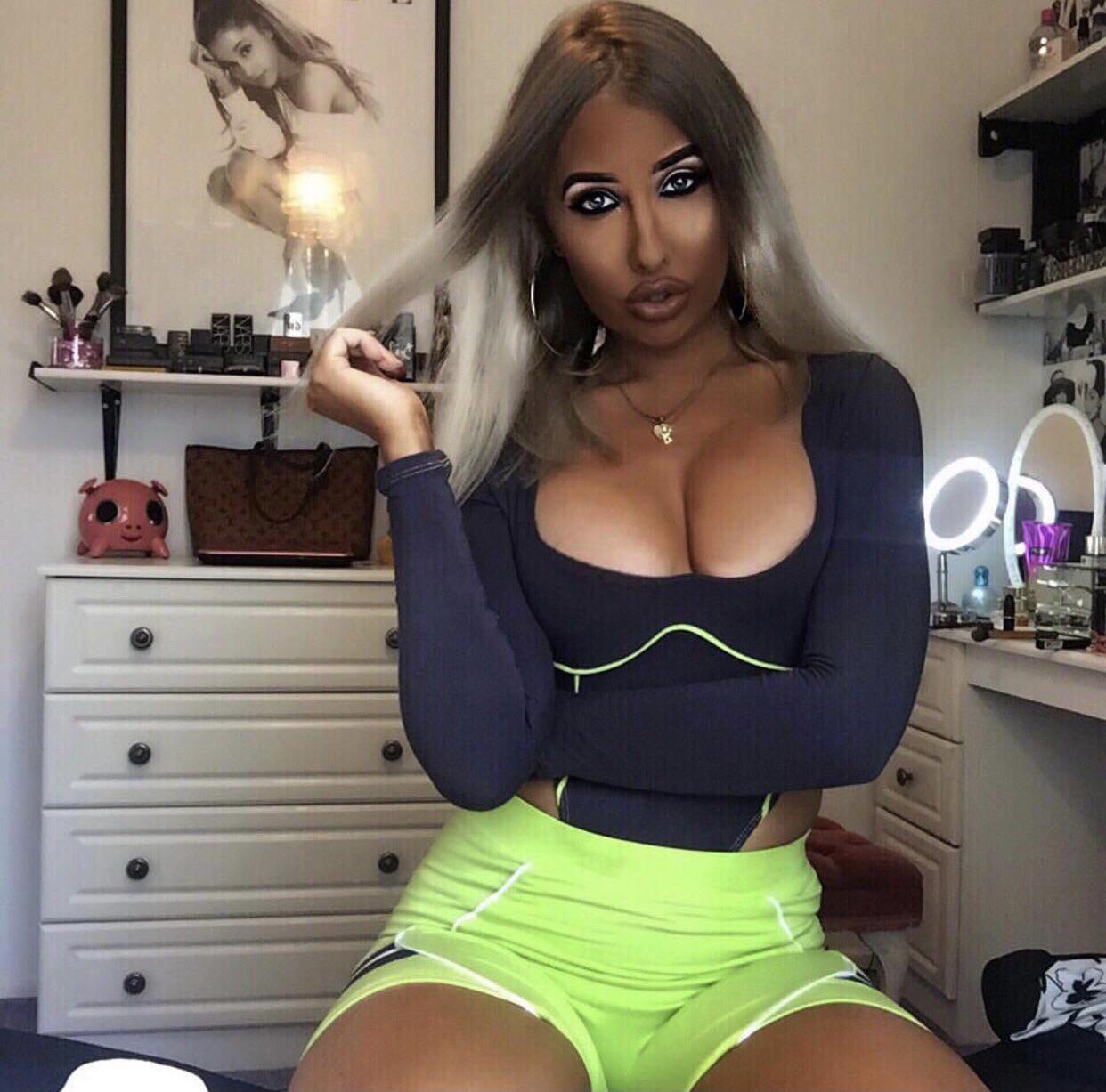 Chav Slag | Scrolller