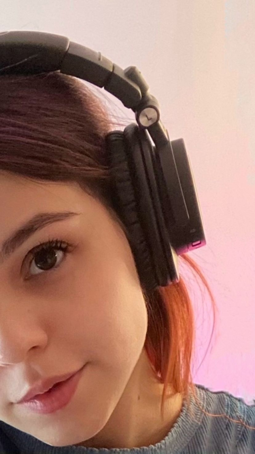 Gorgeous es_lain 😻😻 | Scrolller