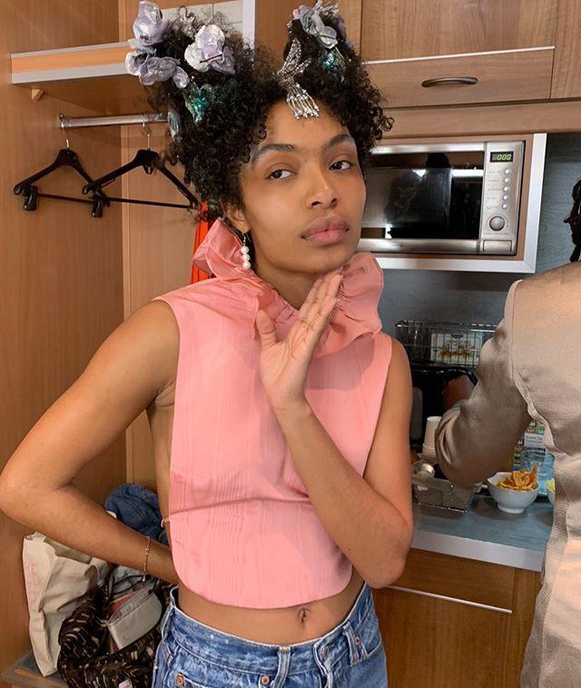 Gorgeous Lady | Scrolller