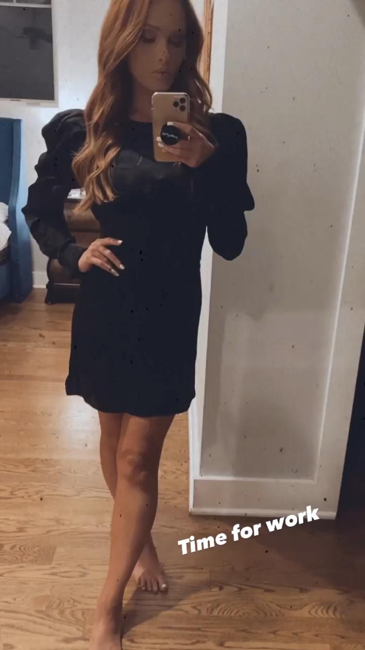 Gorgeous legs | Scrolller