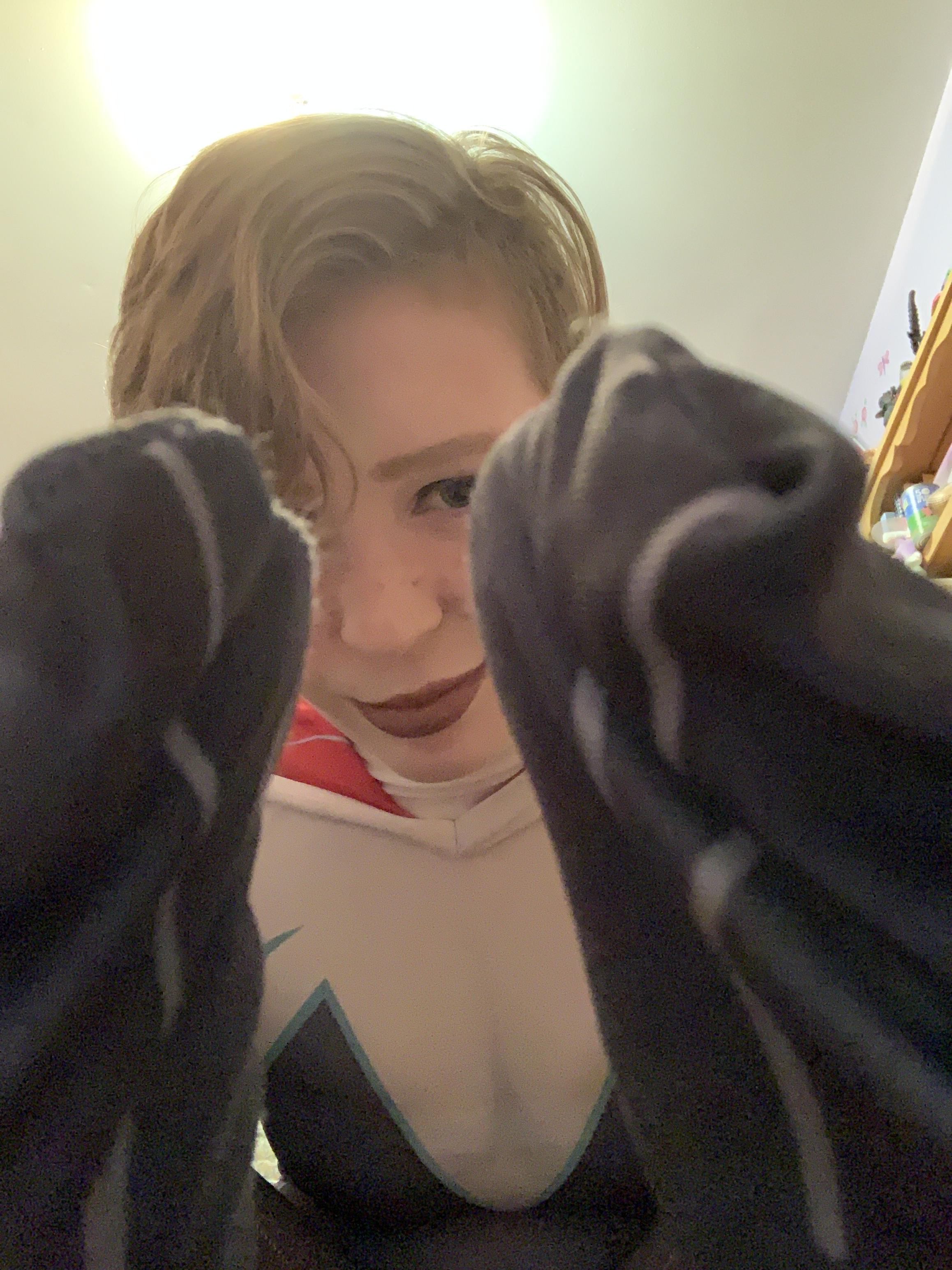 Gotcha right where I want you to be. | Scrolller