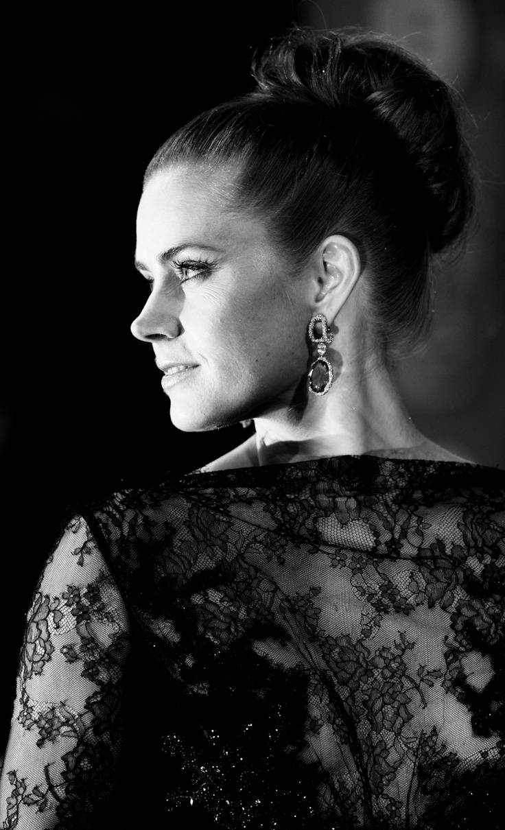 Grayscale profile | Scrolller