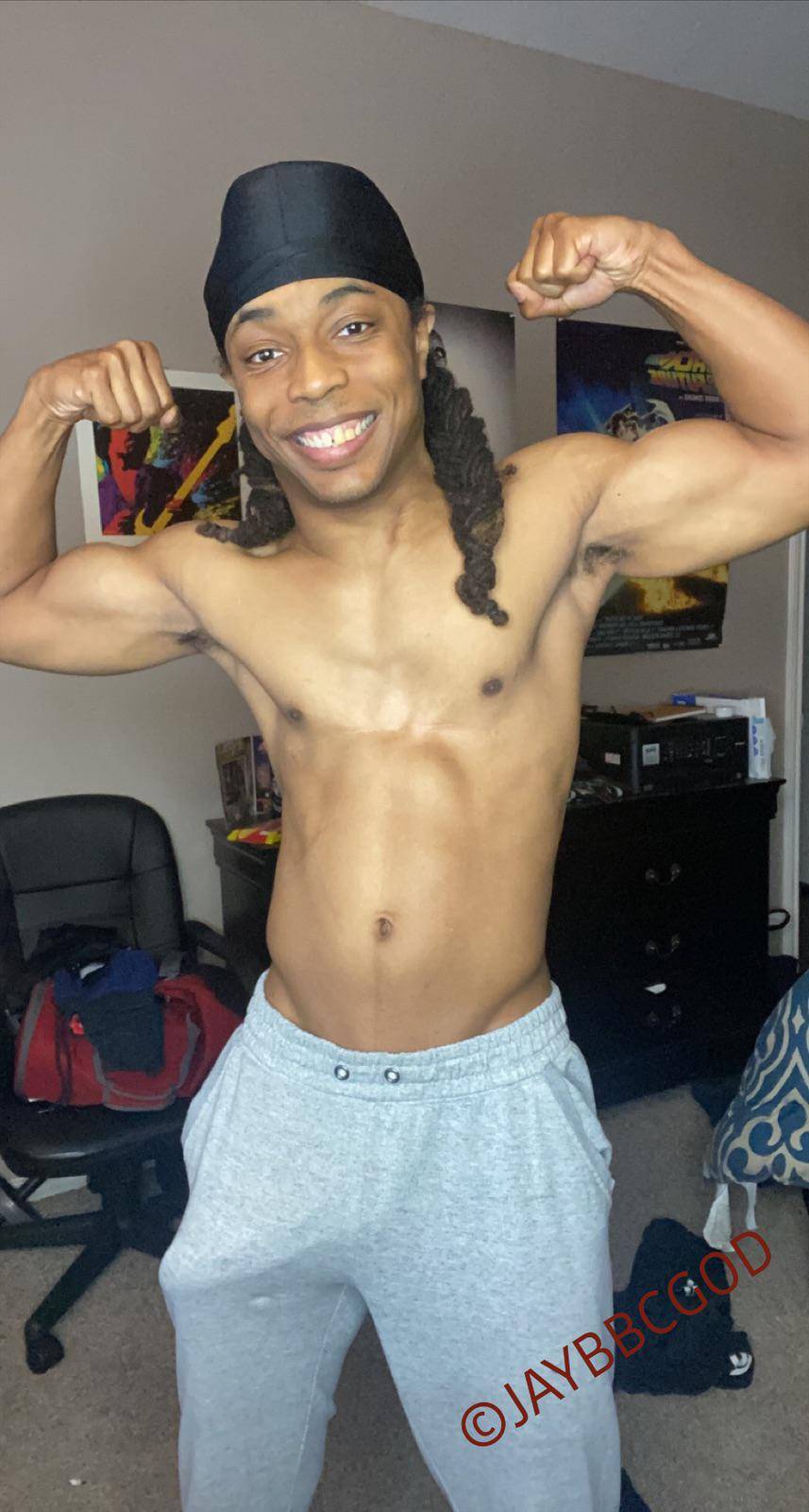 Grey sweats Friday 😈 | Scrolller