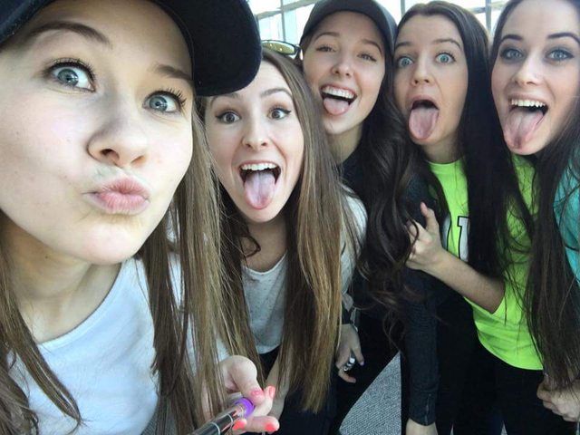 Group of Teens | Scrolller