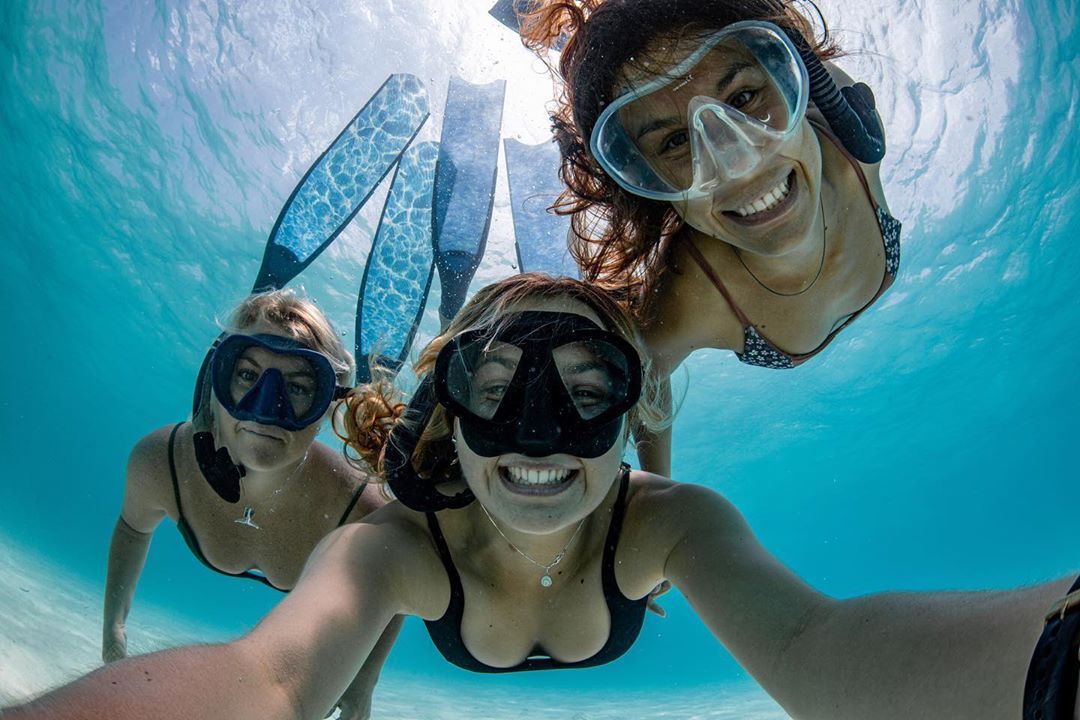 Group selfie | Scrolller