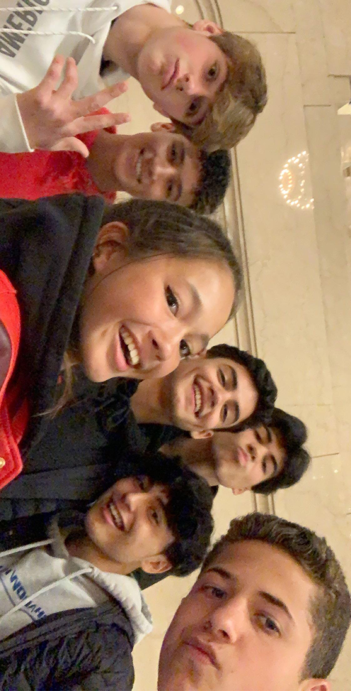 Group selfie | Scrolller