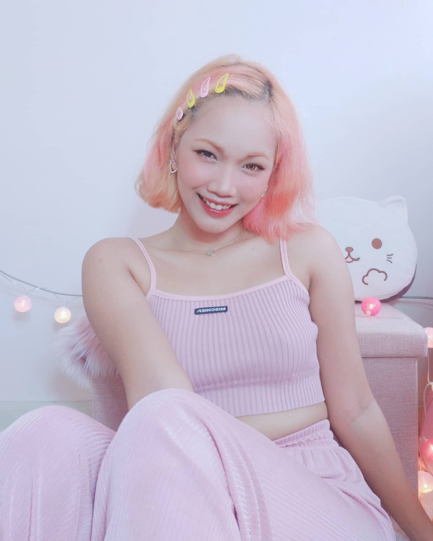 guess my favourite colour? | Scrolller