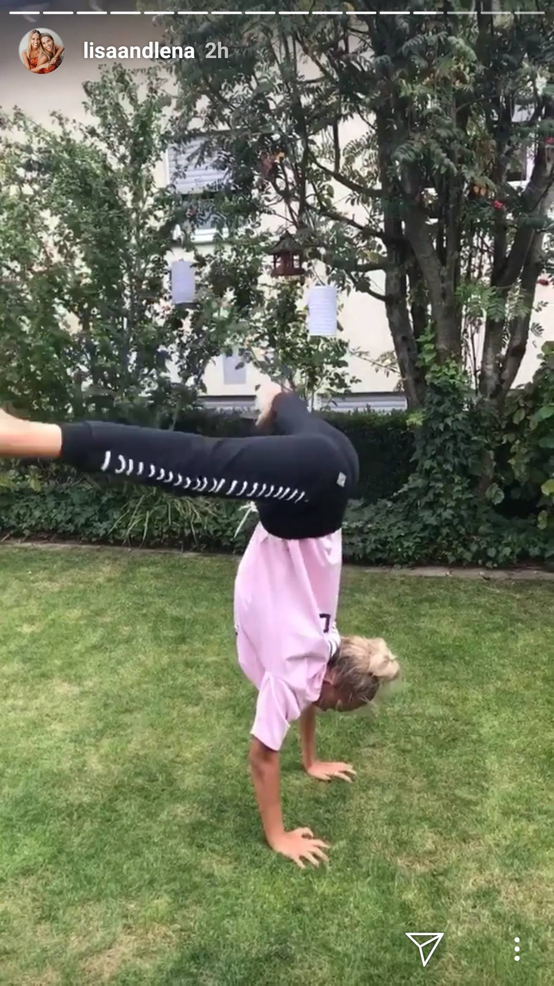 handstand | Scrolller
