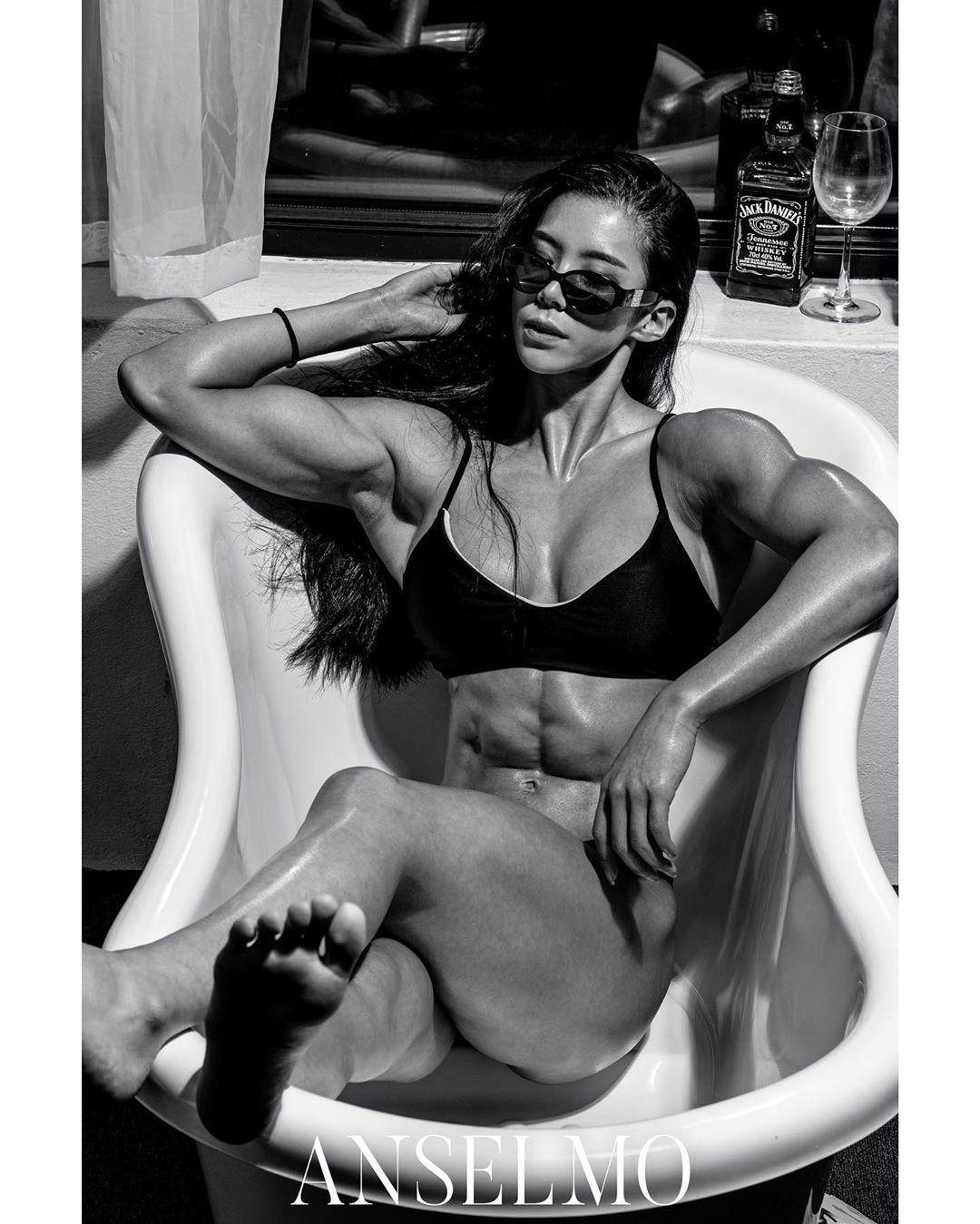 Ha Yeun Kim #2 | Scrolller