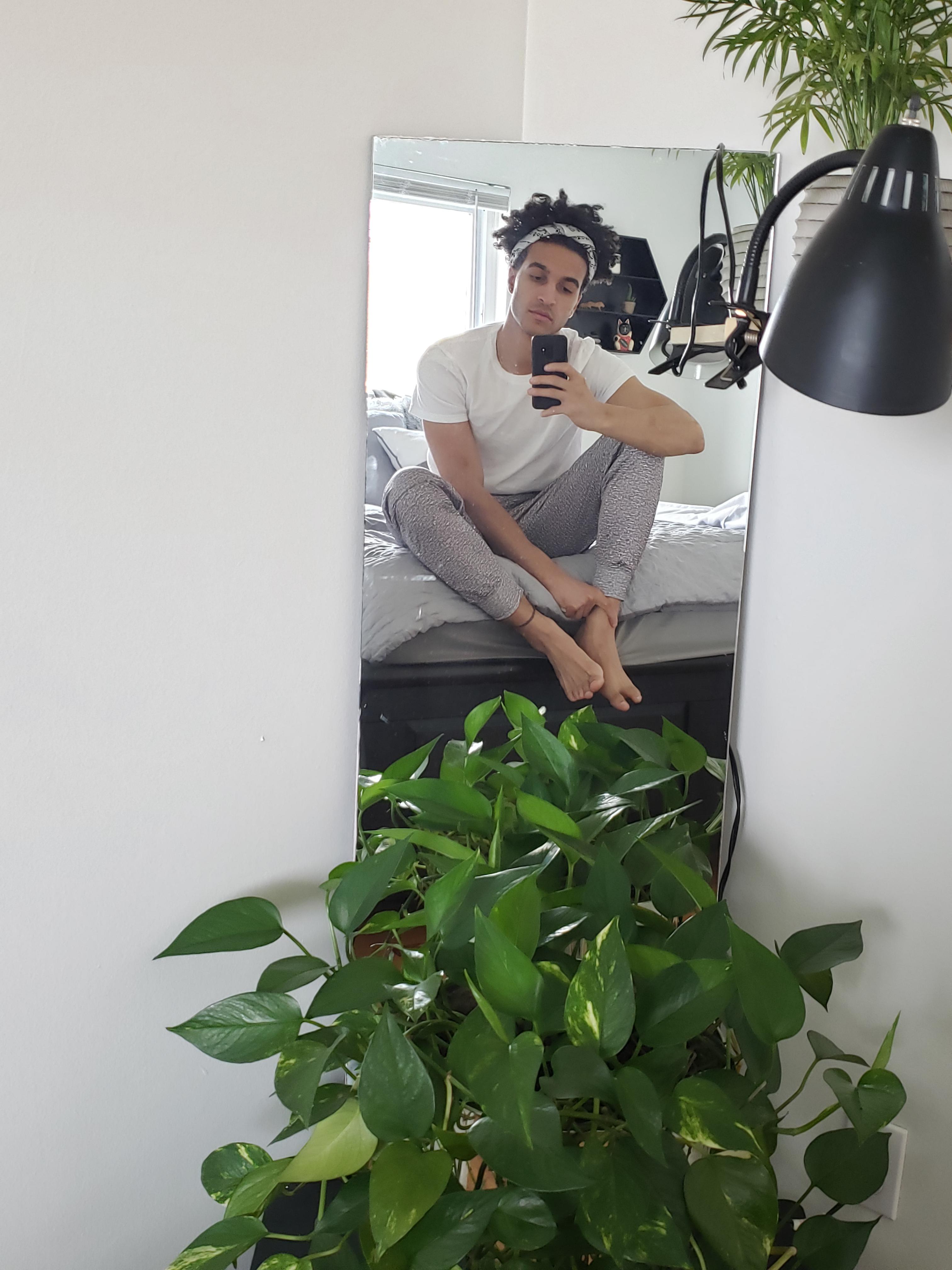 Hair like my pothos | Scrolller