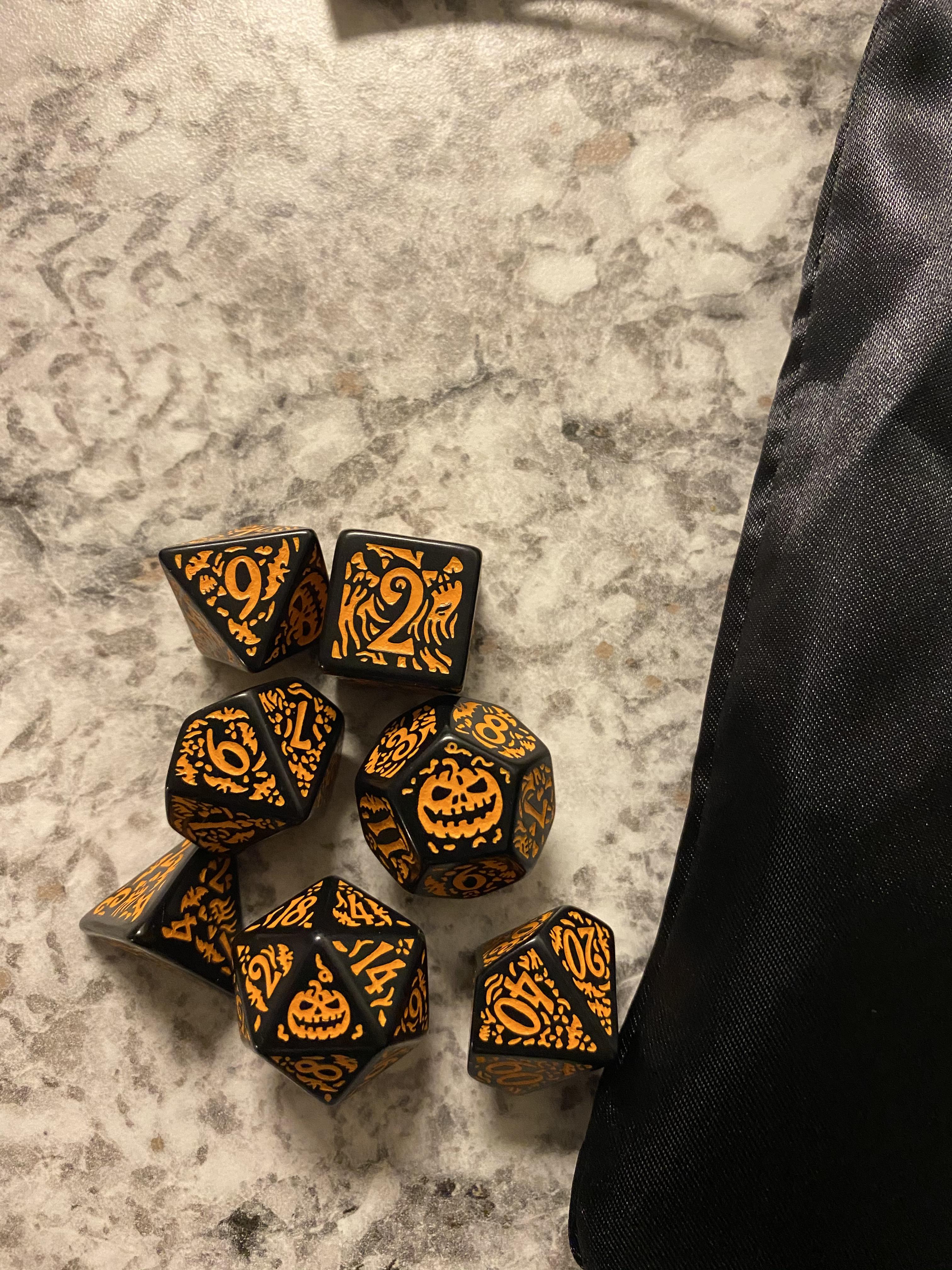 Halloween Dice 🎃 | Scrolller