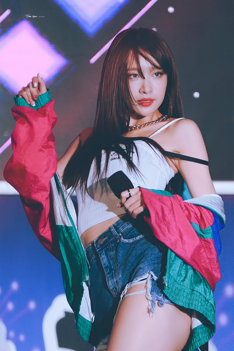 Hani 🍑 | Scrolller