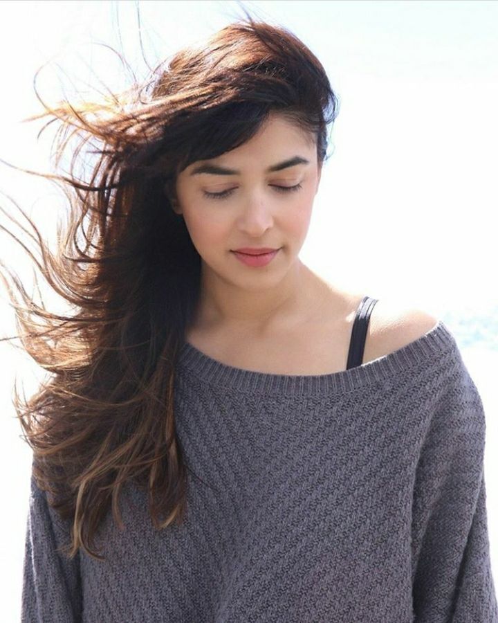 Hannah Simone | Scrolller