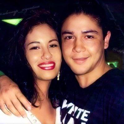 Happy Anniversary - Selena & Chris | Scrolller