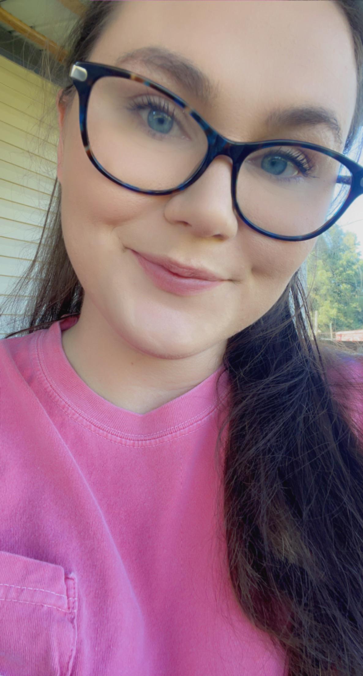 Happy Friday 🤎 29F | Scrolller