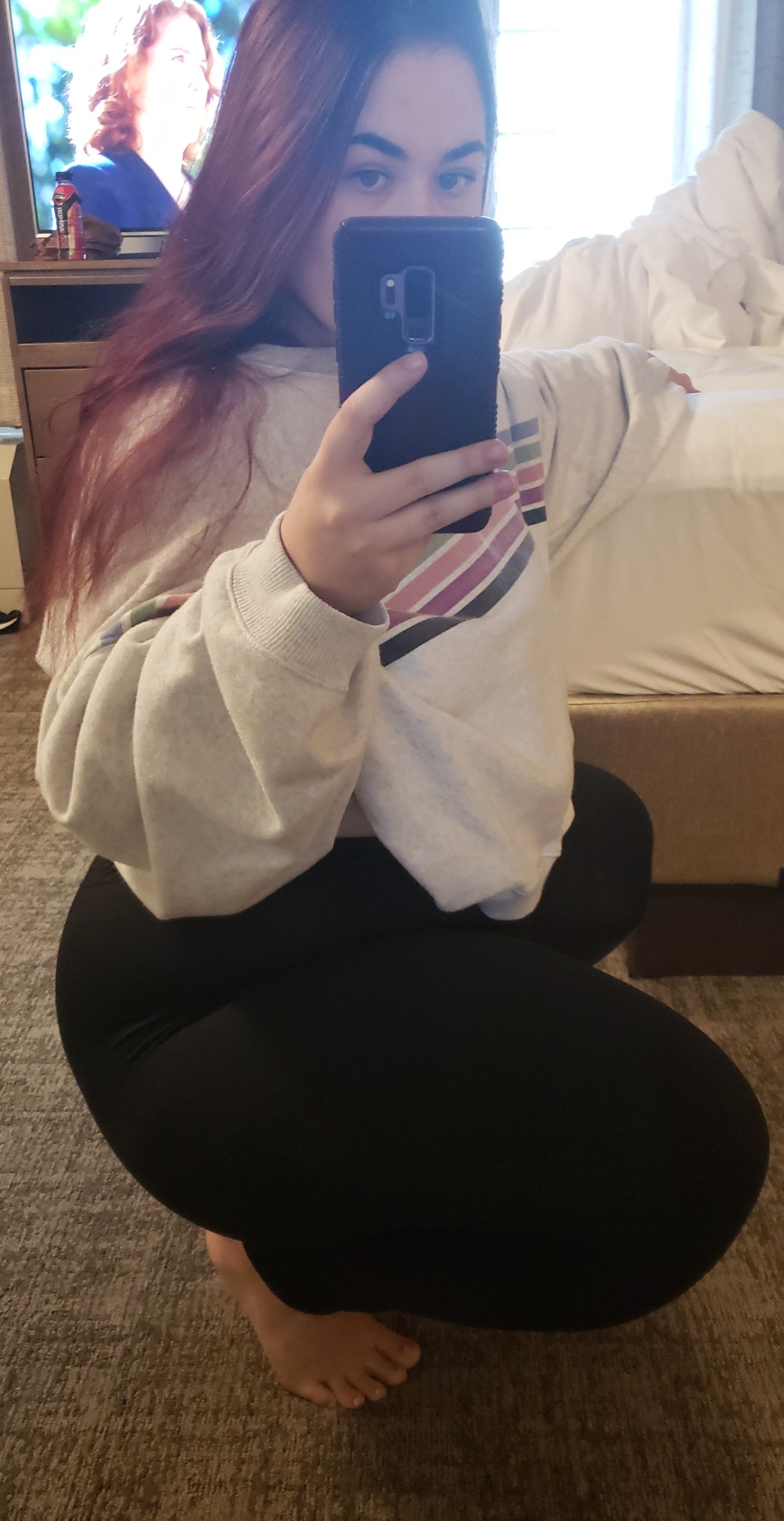 Happy Friday 😘 enjoy this pic of me fully clothed 😆 | Scrolller