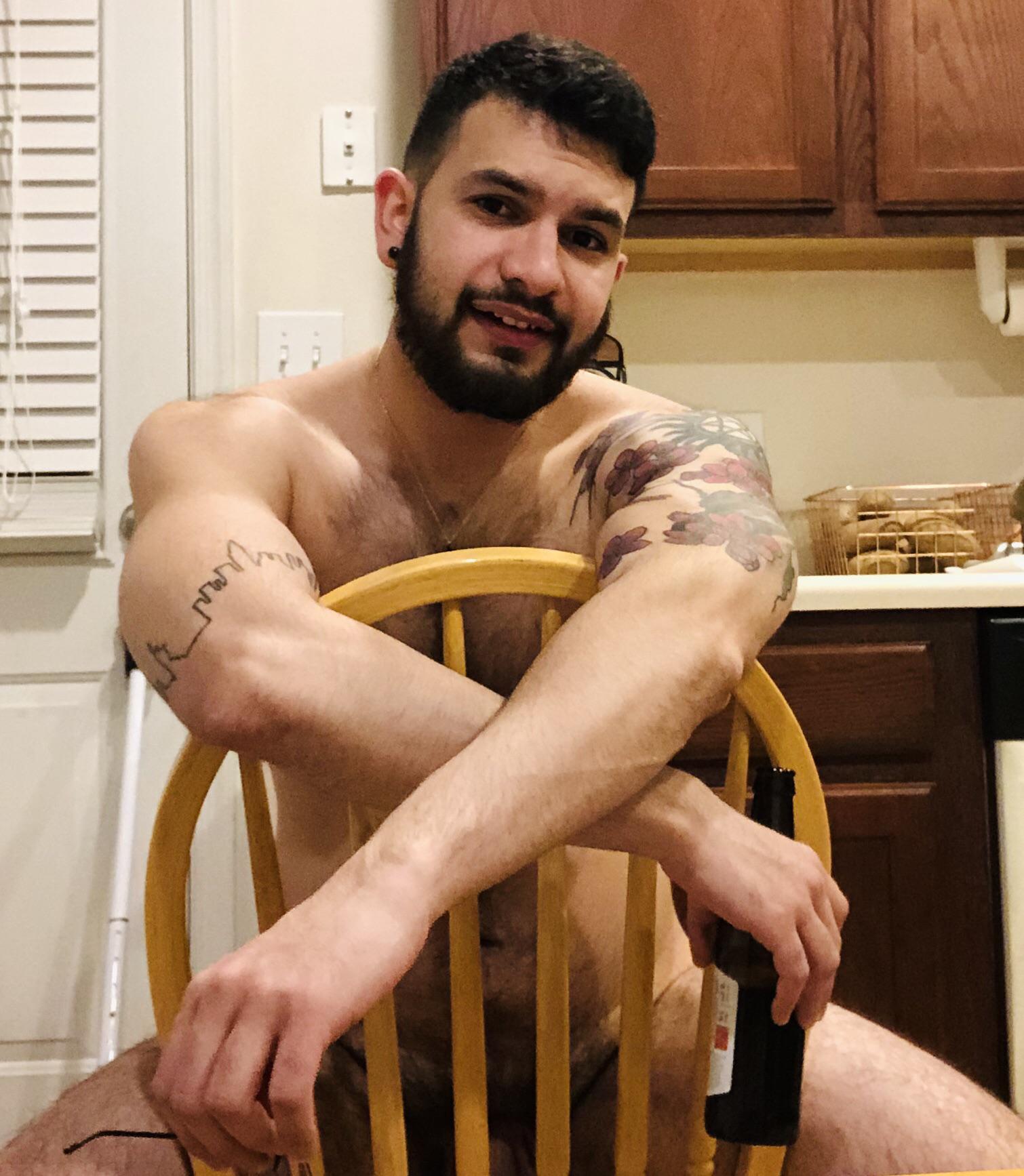 Happy Friday Eve | Scrolller