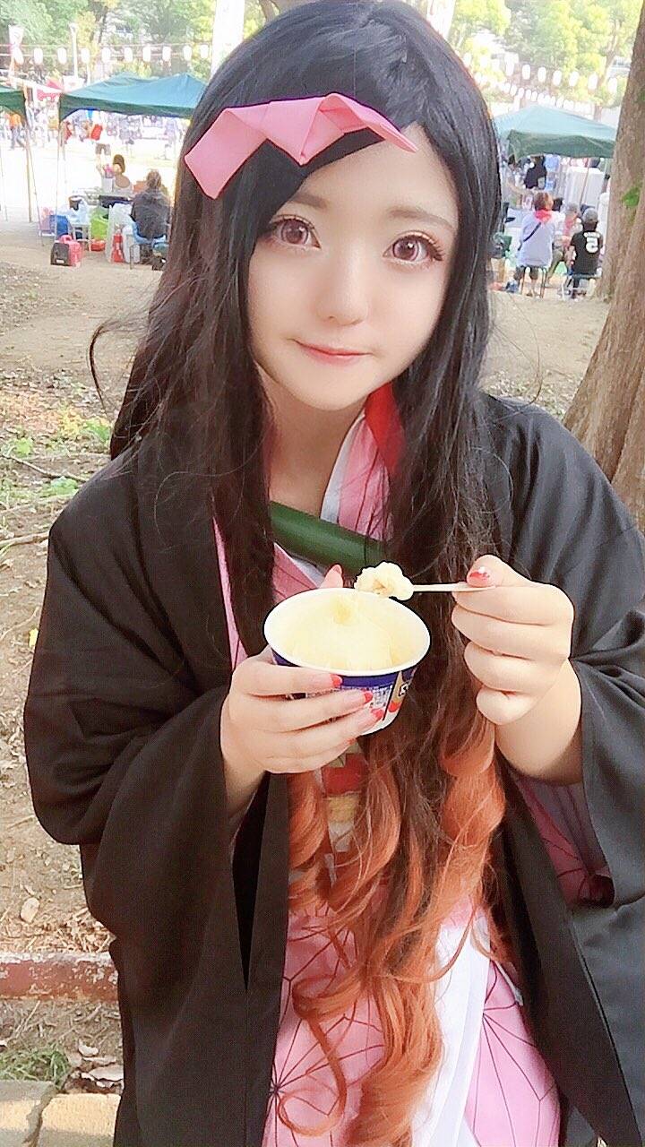 Happy Friday Minna-san! ( ^‿^) | Scrolller