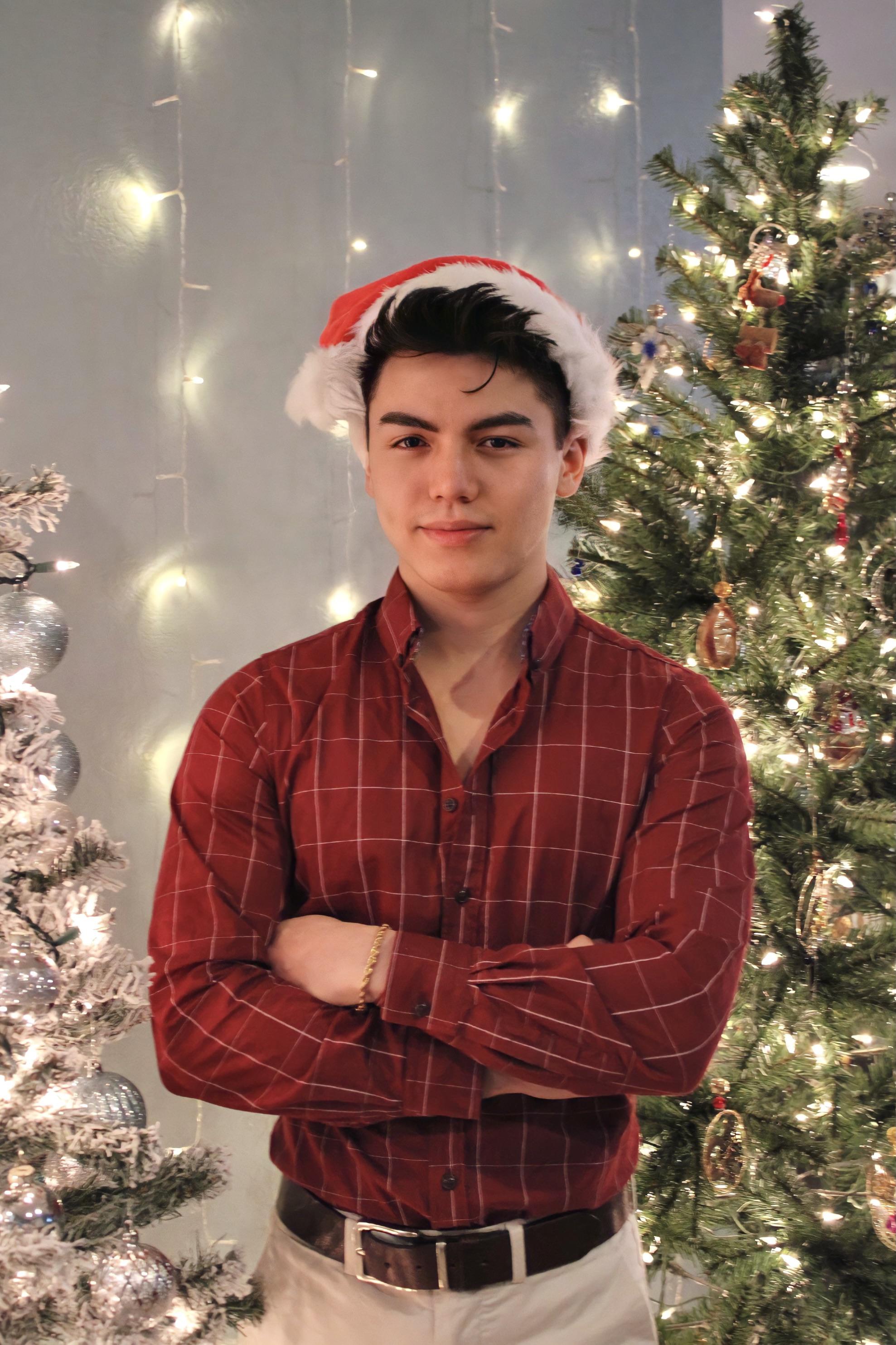 Happy Holidays from the North Pole!🎄 ️☃️ | Scrolller