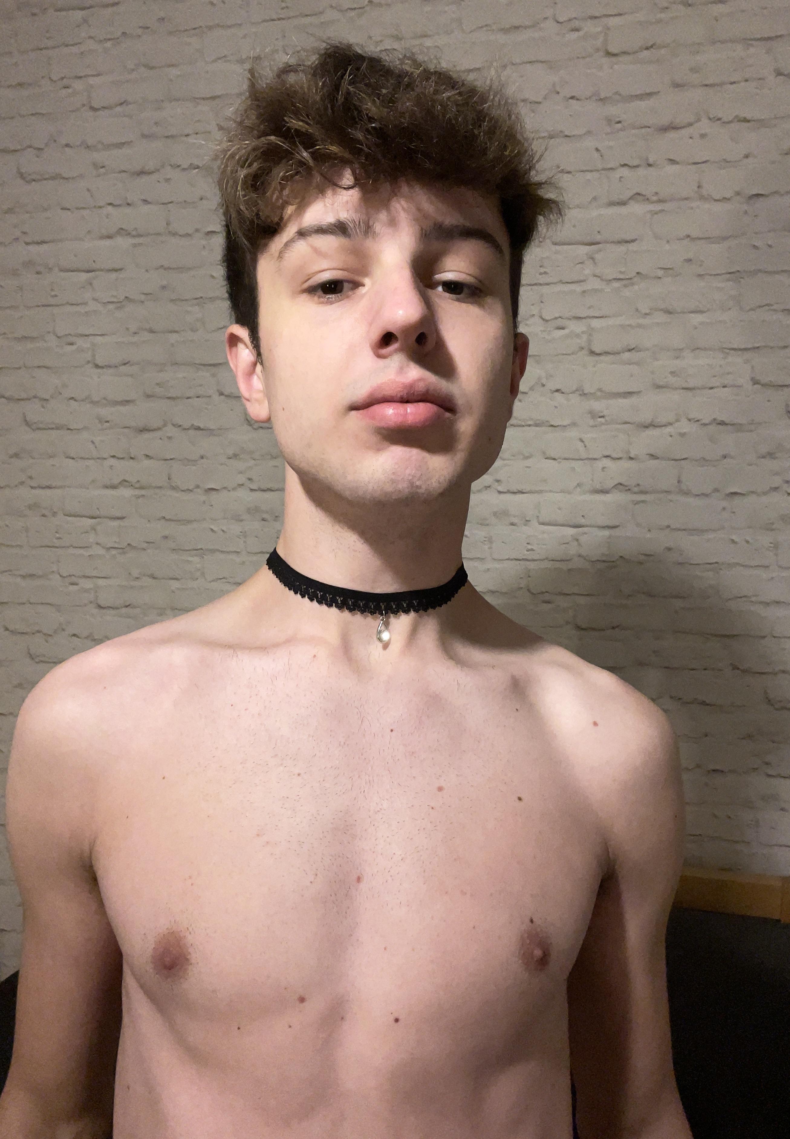 Happy Monday boys😇 | Scrolller