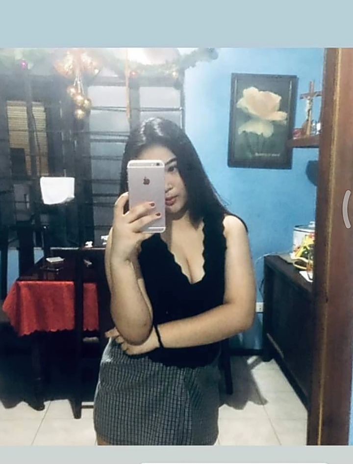 mah cleavage 🖤 | Scrolller