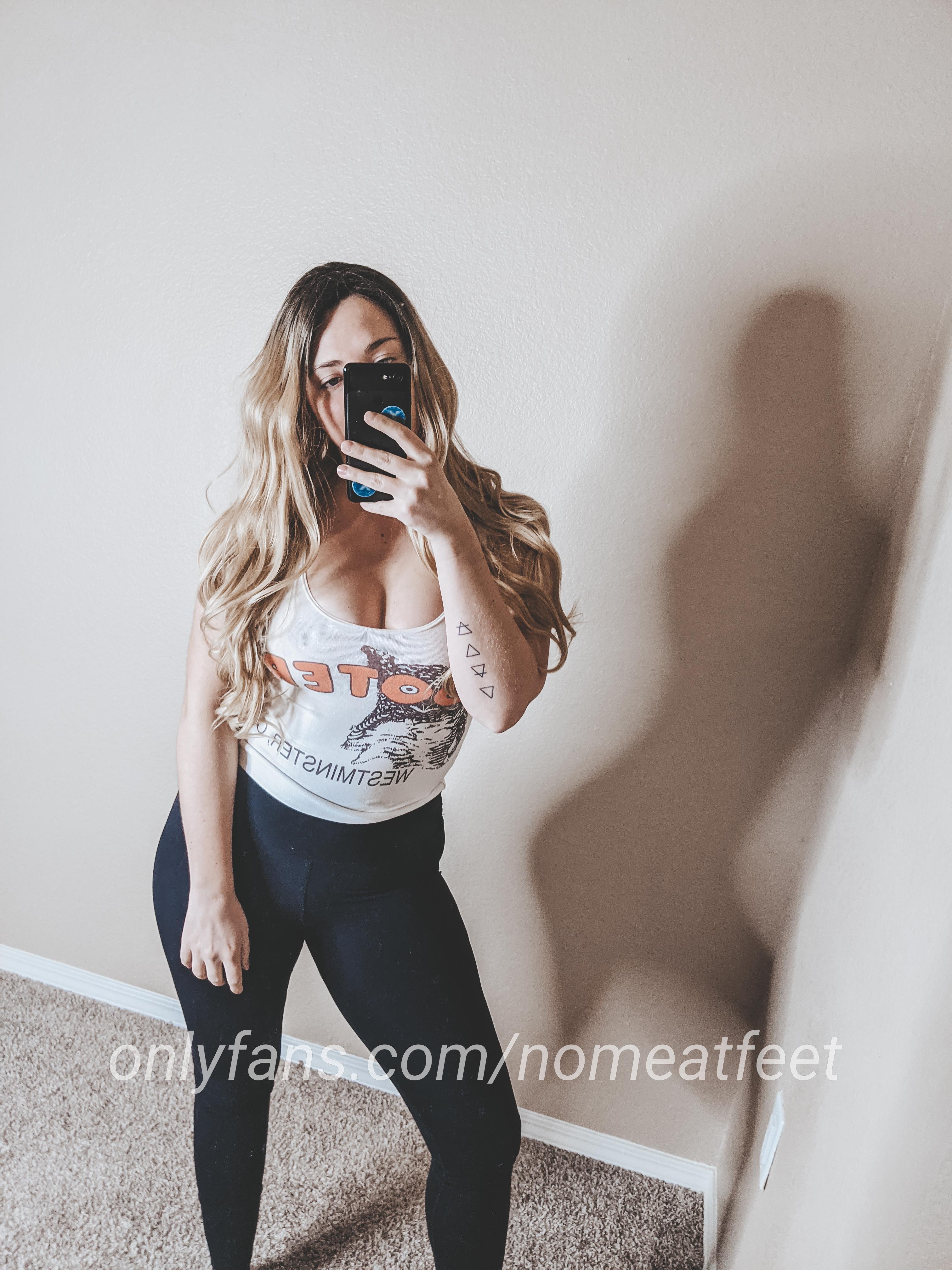 Happy NYE lovely ladies 💕 | Scrolller