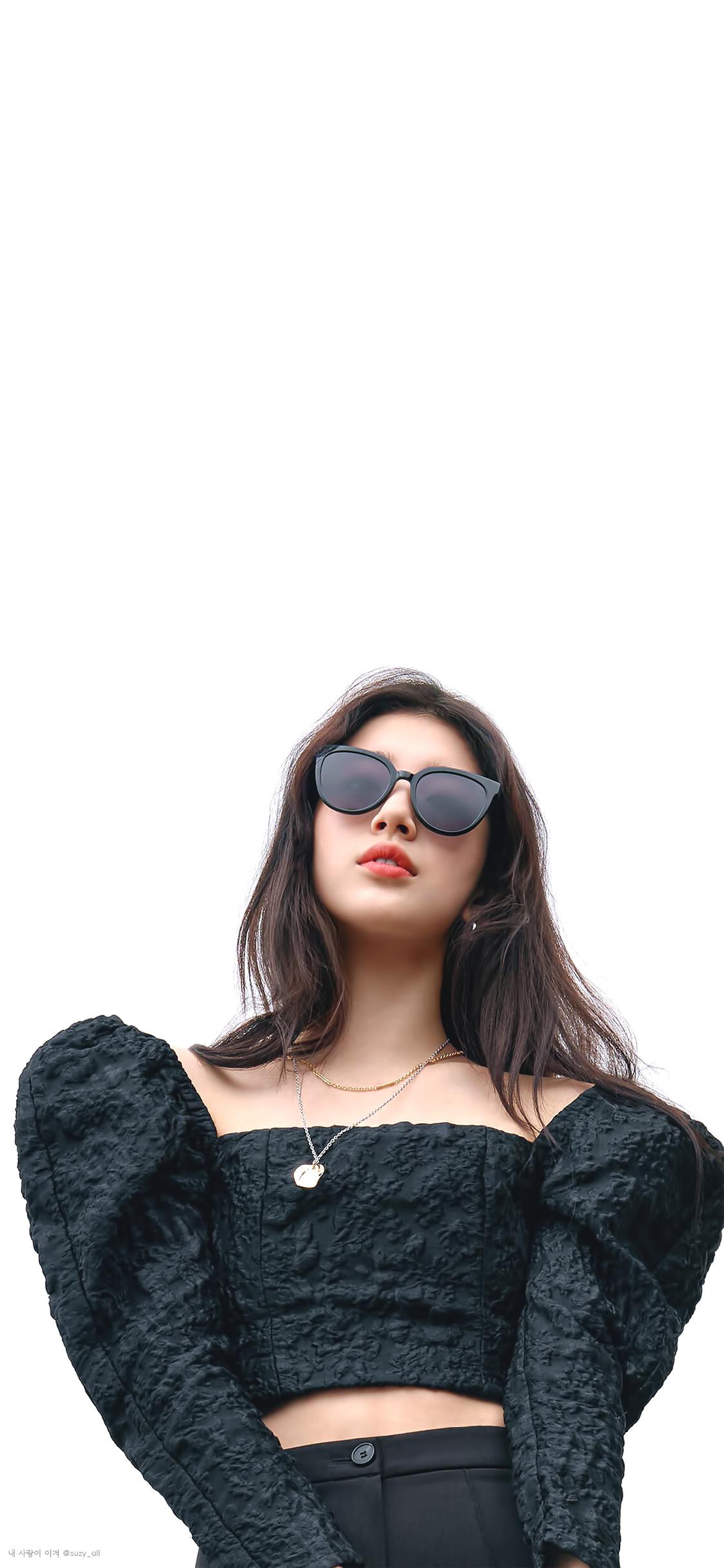 Happy Suzy Day #78 | Scrolller