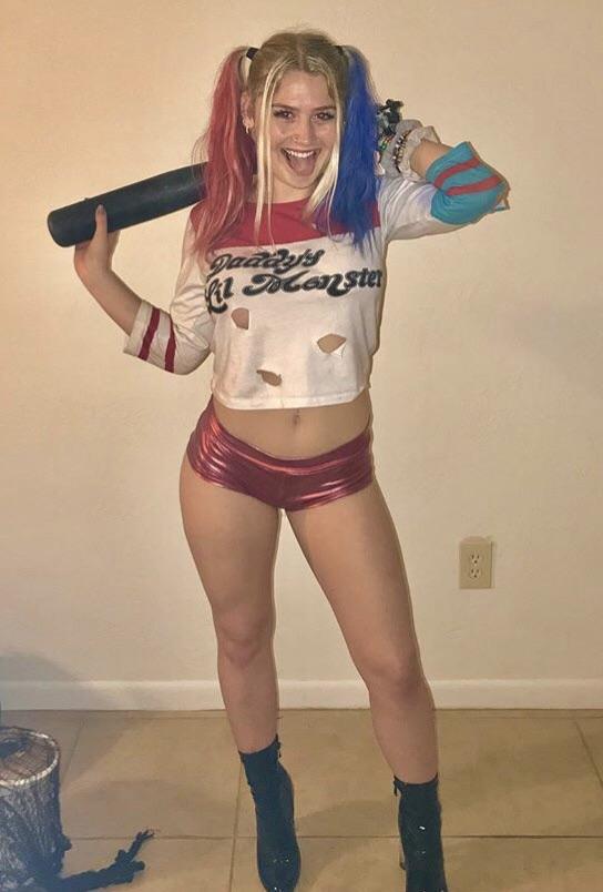 Harley Quinn | Scrolller