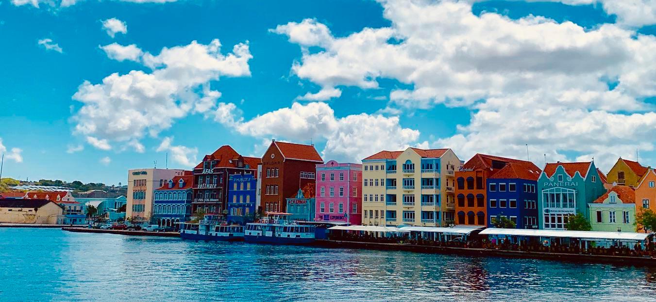 Having a blast here. | Scrolller