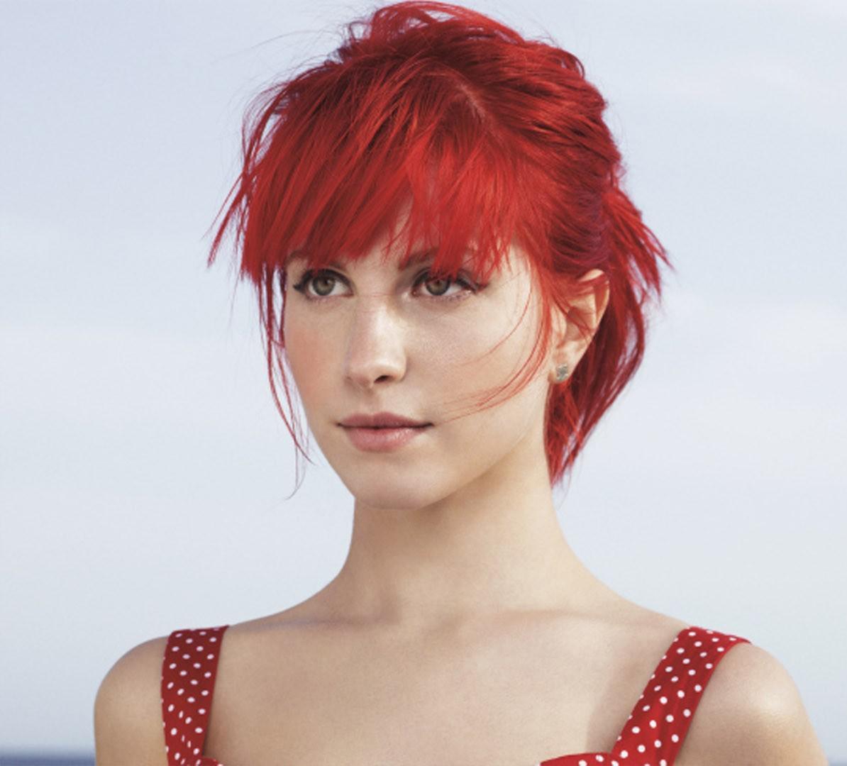Hayley Williams Scrolller