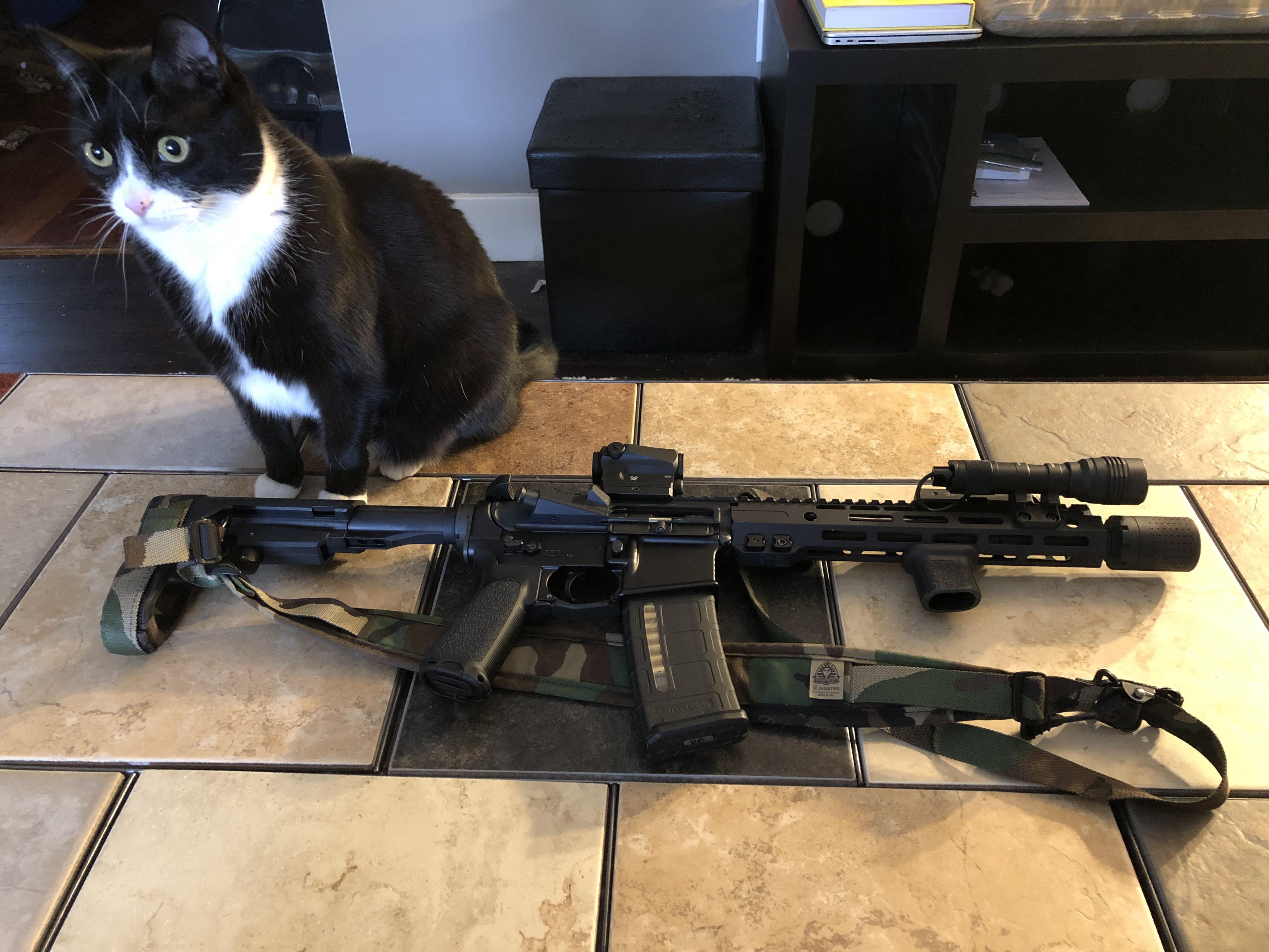 he protecc | Scrolller