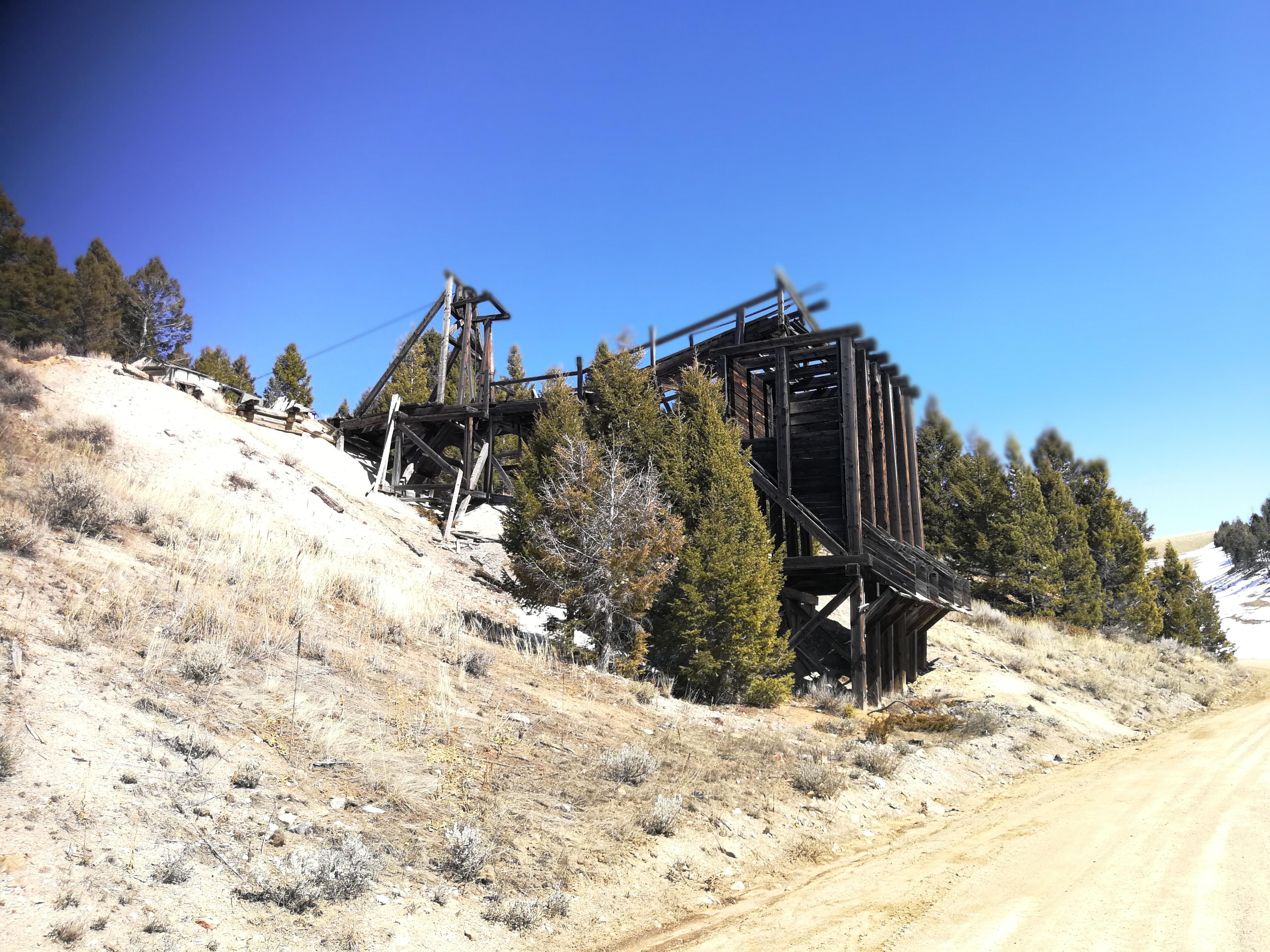 Headframe at Comet, Montana Ghost Town. | Scrolller