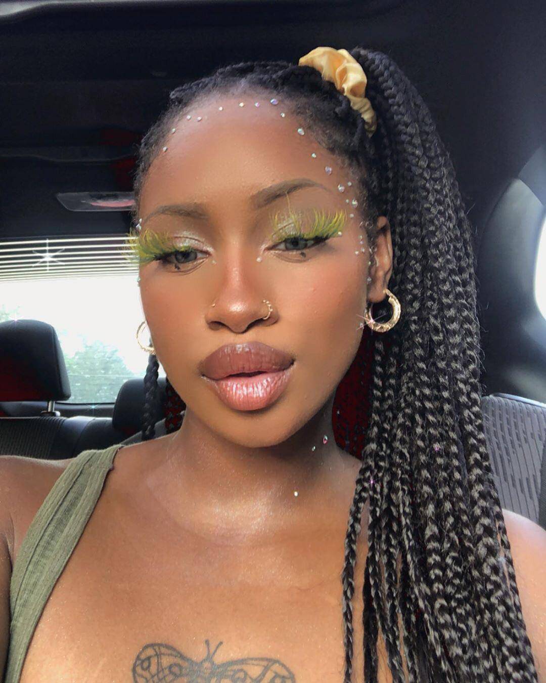 Heart shaped lips | Scrolller