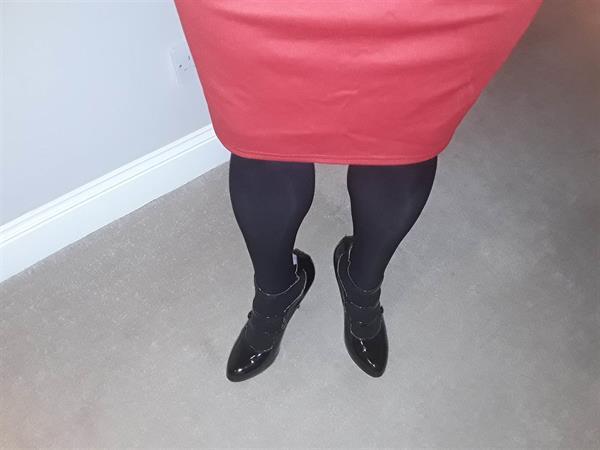 Heel, nylons and leather skirt, love itx | Scrolller