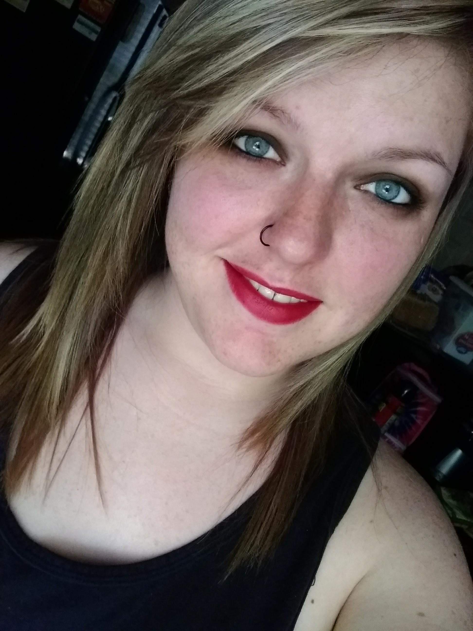 Hello Beautiful people😊 | Scrolller