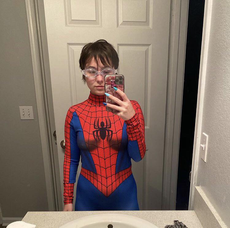 Hello cute sissies kik goddessmoriah | Scrolller