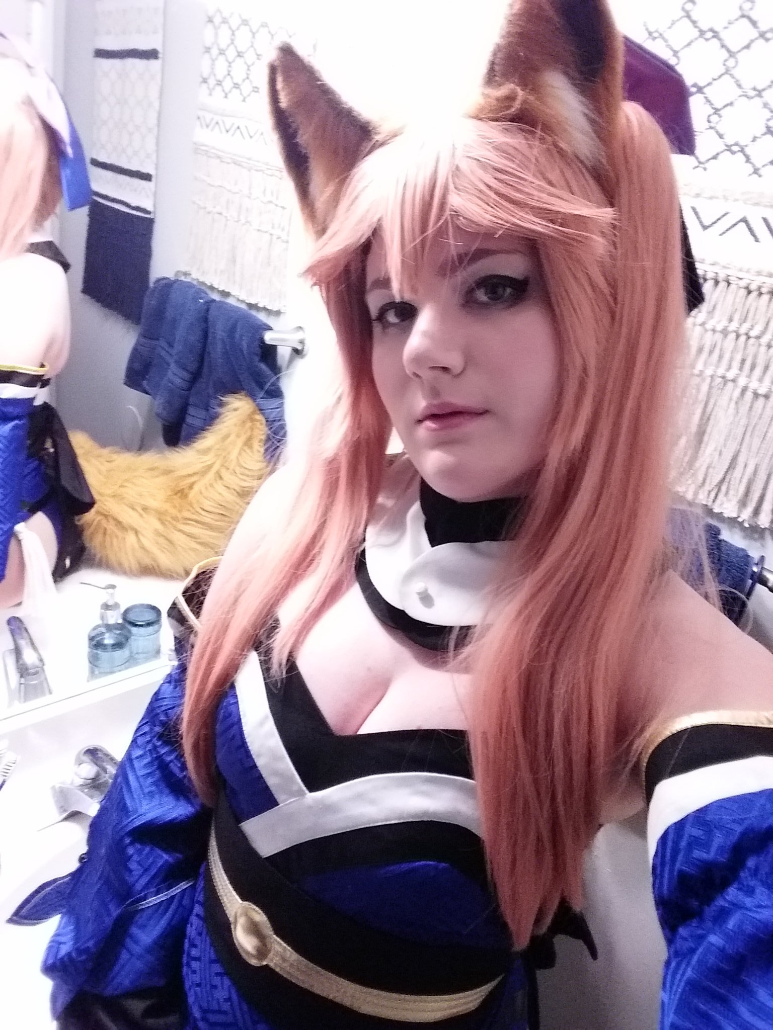 Hello everyone! Here's my freshly updated cos! I'm hoping to reshoot her sometime next week