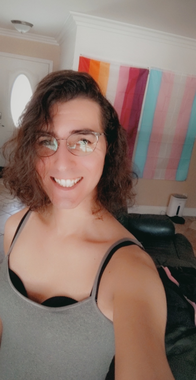 Hello ladies!! Hope you're having a lovely day =] | Scrolller