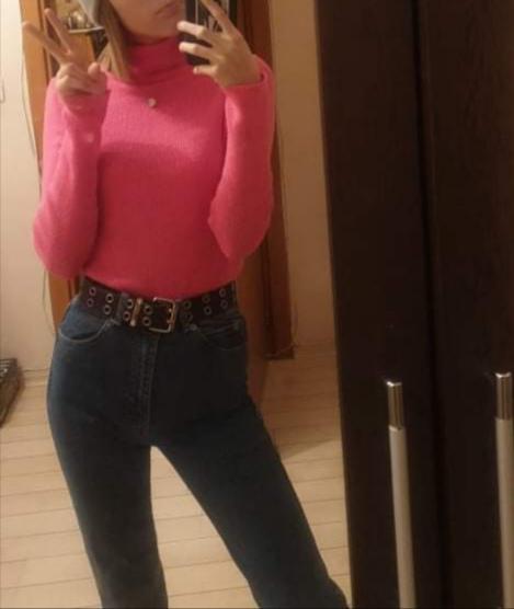 Hello my slaves 😋🤗 | Scrolller