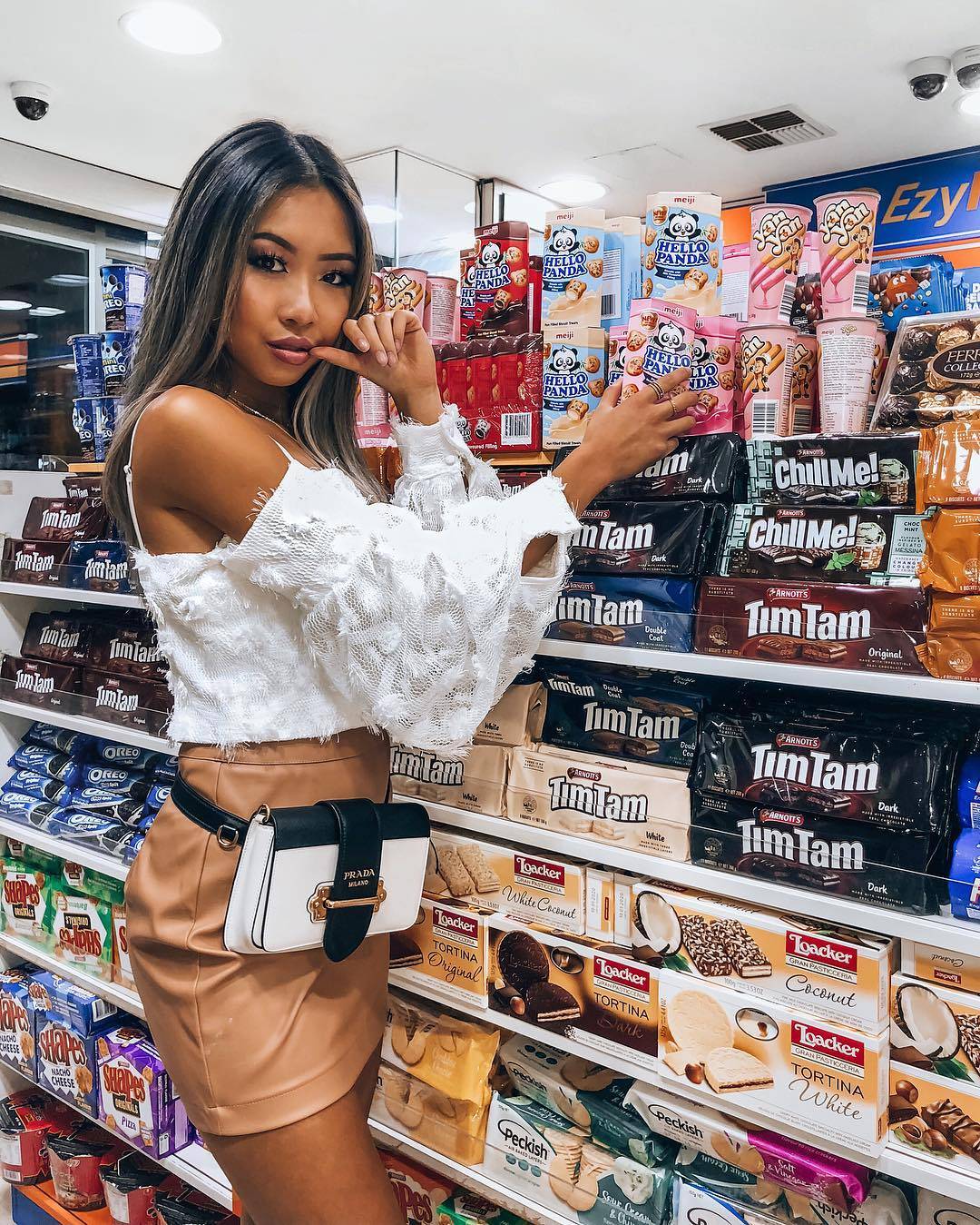 Hello Panda | Scrolller