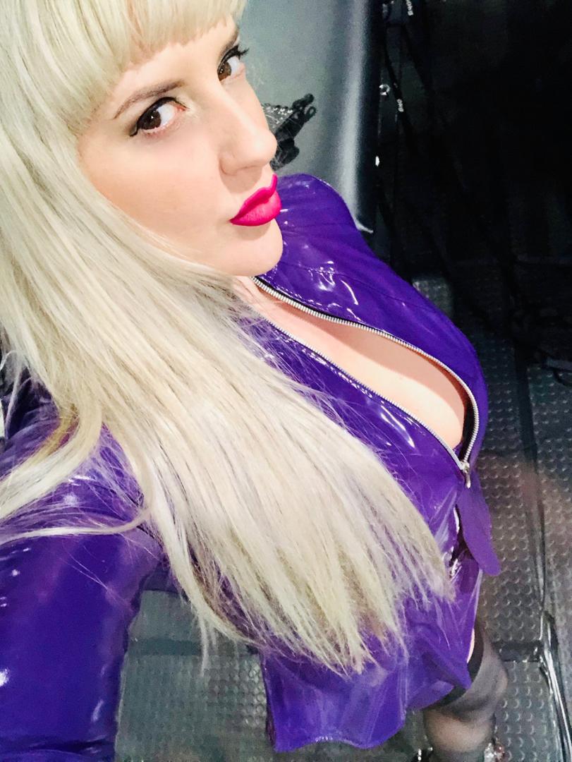 Hello there seeking for a loyal and submissive sissy sub slave slut who is ready to be trained ...