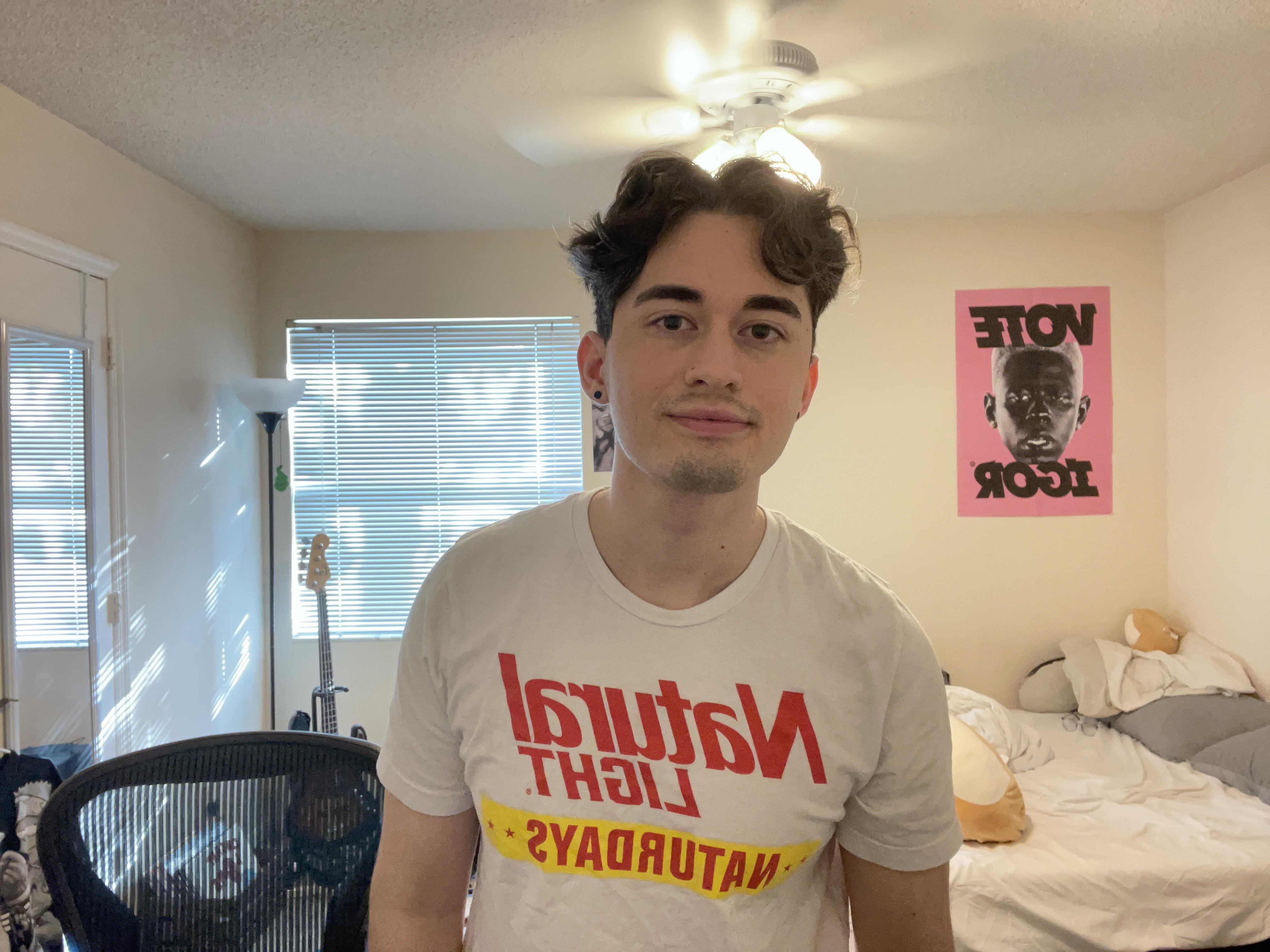 Hello world | Scrolller