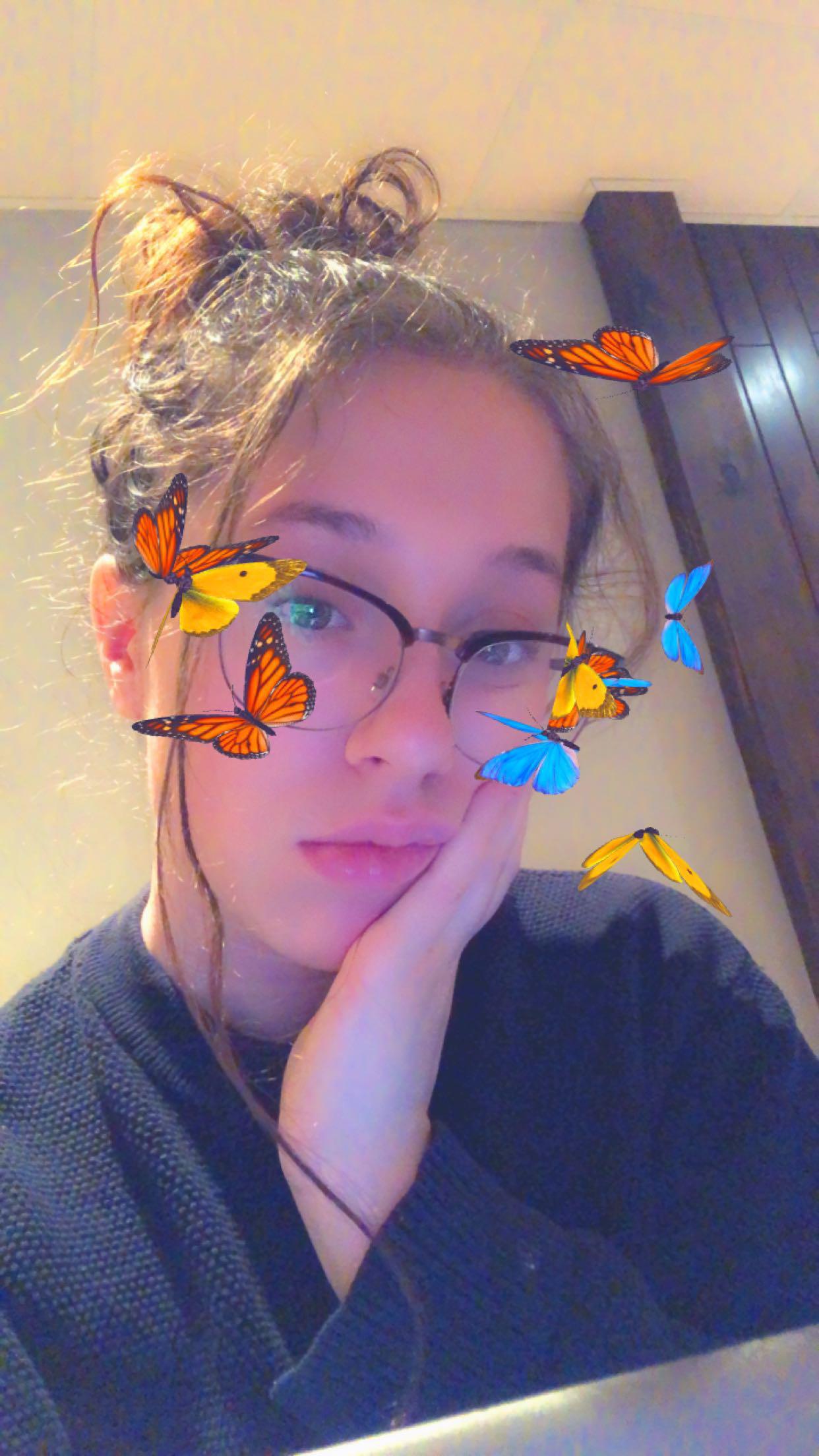 Hellooooo! 💗 | Scrolller