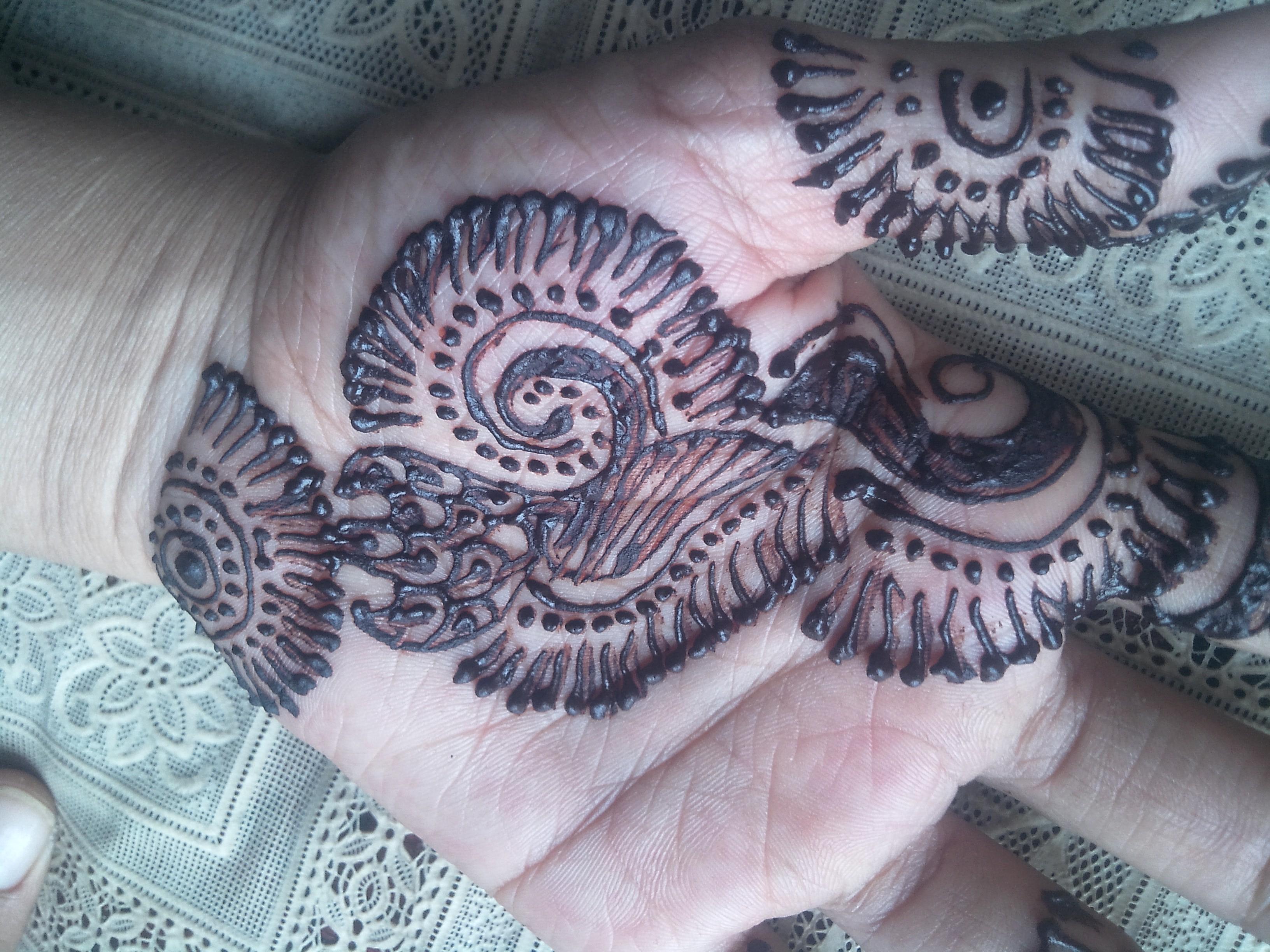 henna designs | Scrolller
