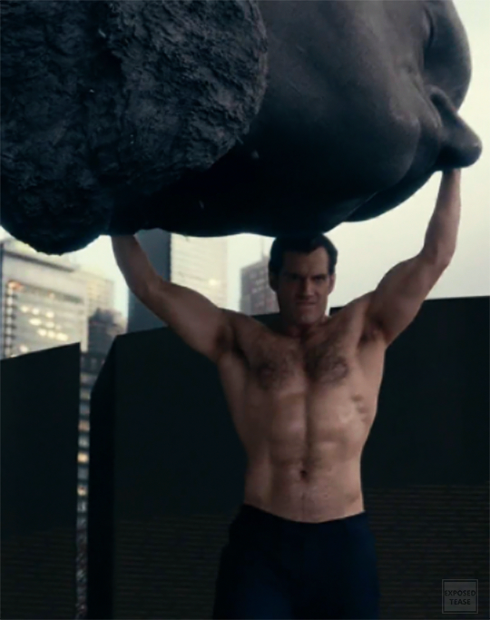 Henry Cavill | Scrolller